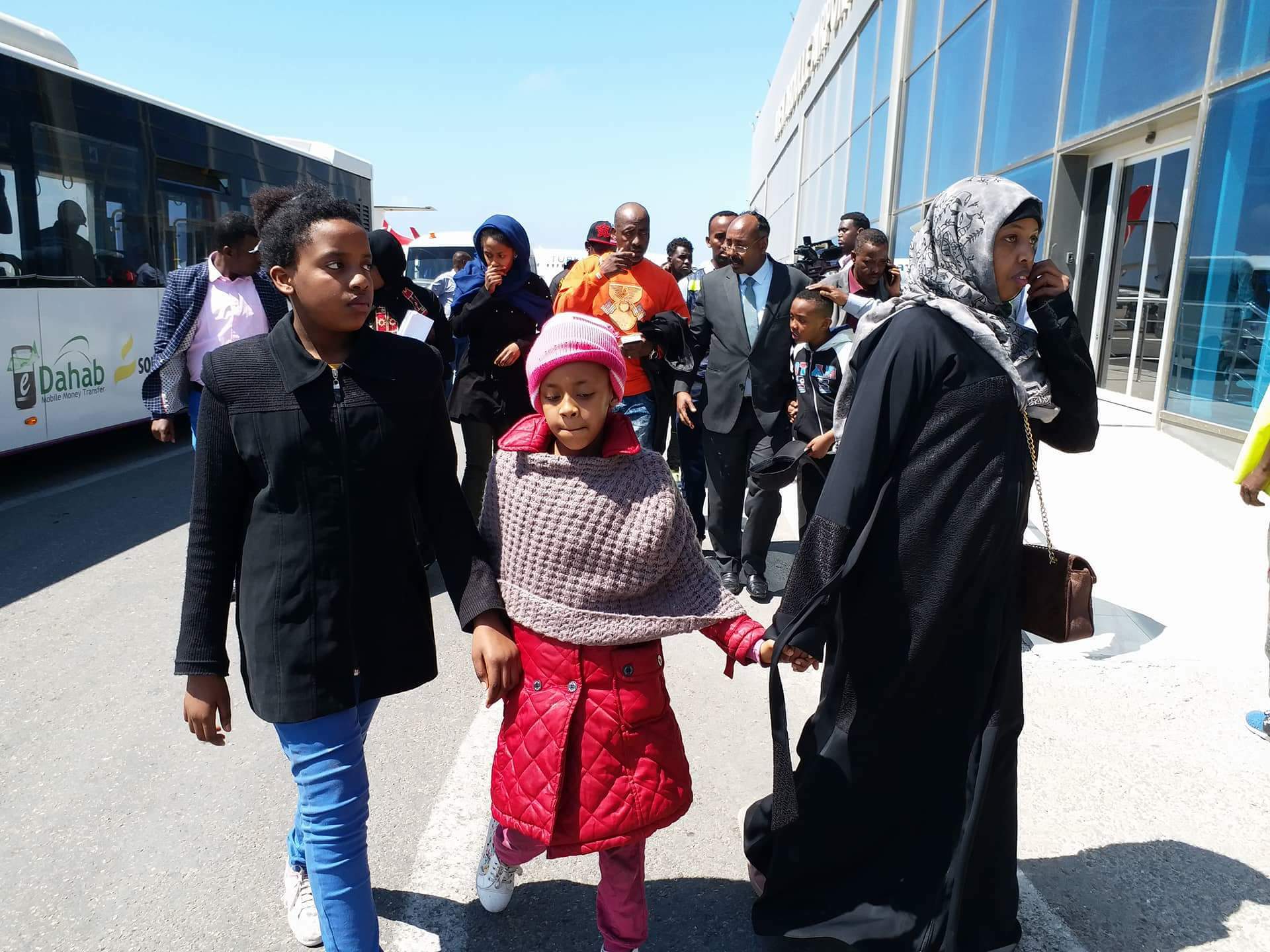Somali evacuees arrive from Libya - Somali Times