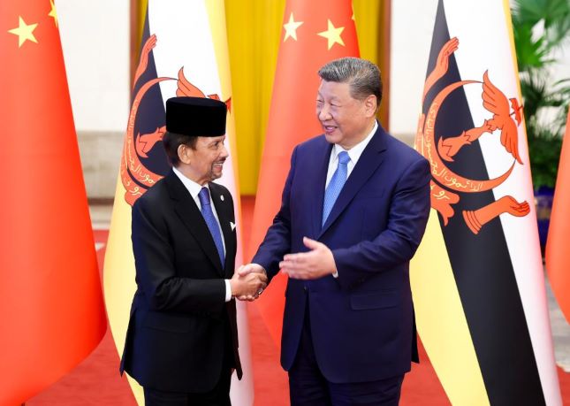 Xi holds talks with Brunei's Sultan - Somali Times